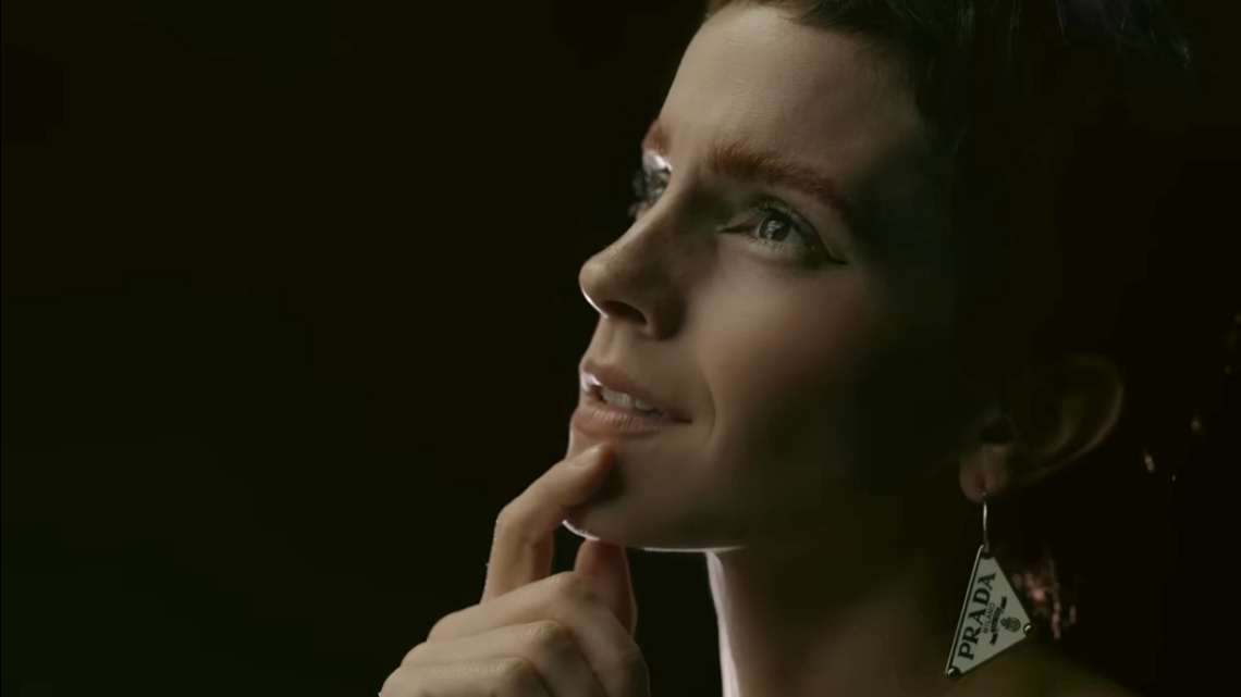 Prada Beauty apresenta campanha de Paradoxe, a nova fragrância feminina ...