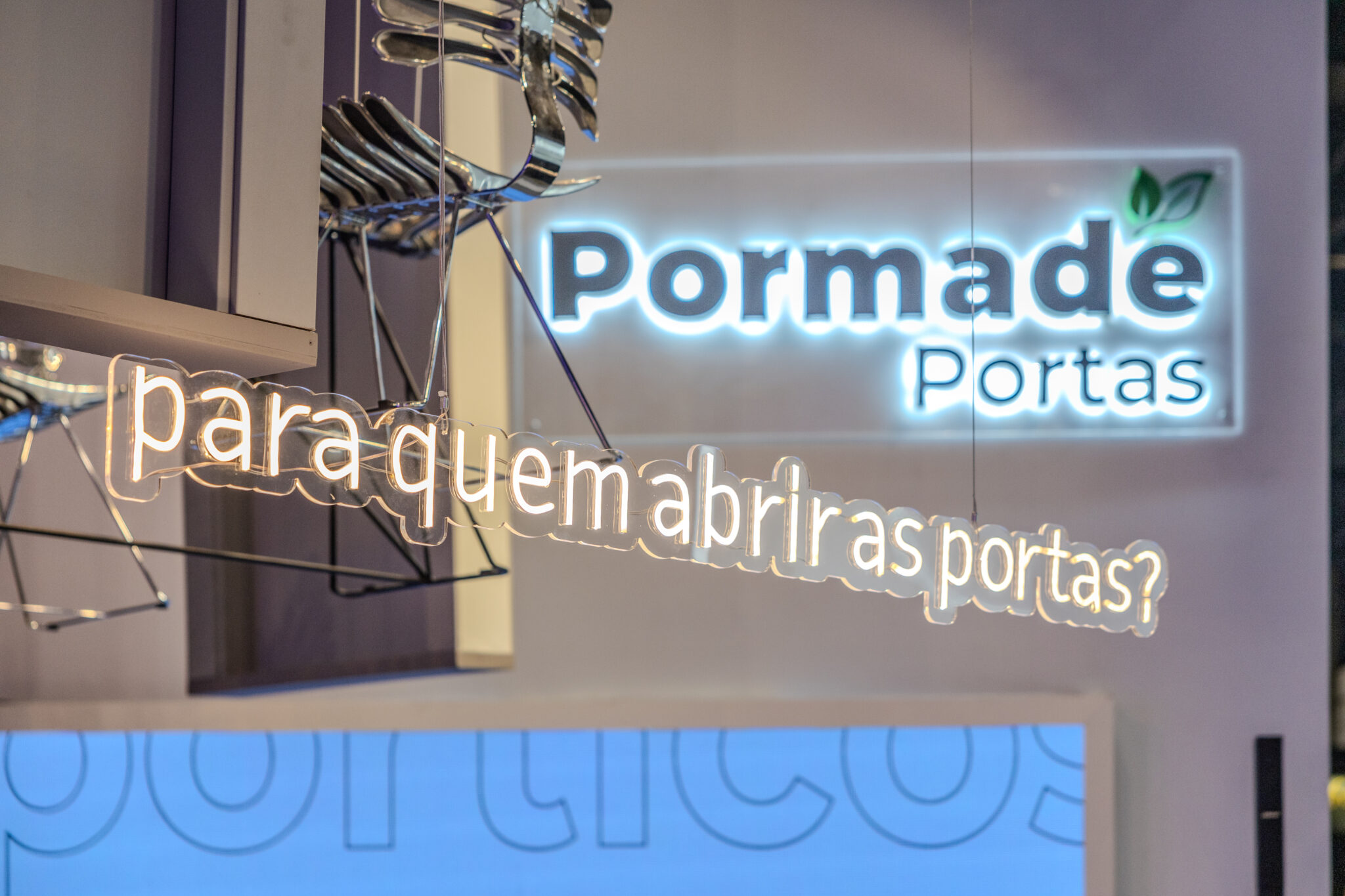 Pormade destaca porta ACM na Expo Revestir 2024 - Revista Sacada